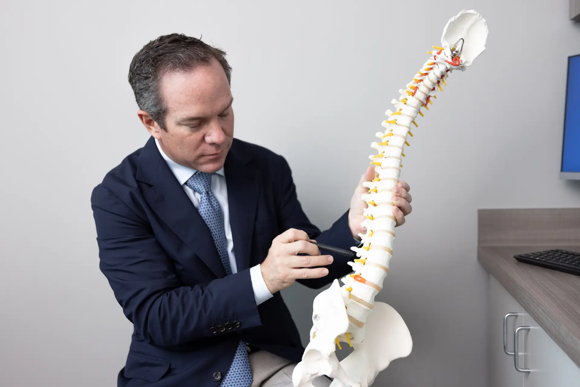 Facet Joint Injection - Texas Back Institute